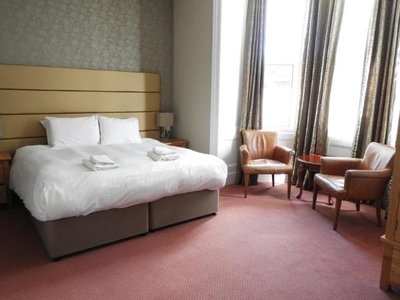 Accommodation :: Merrion